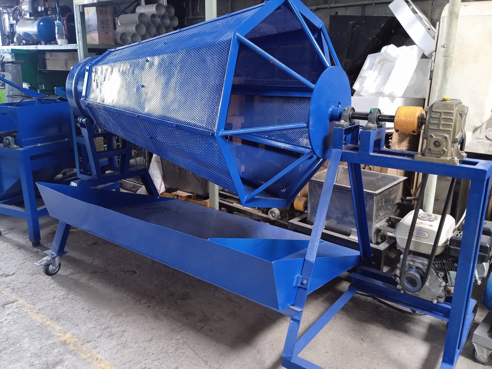 Mesin Pengayak Kompos | Bengkel Madanitec