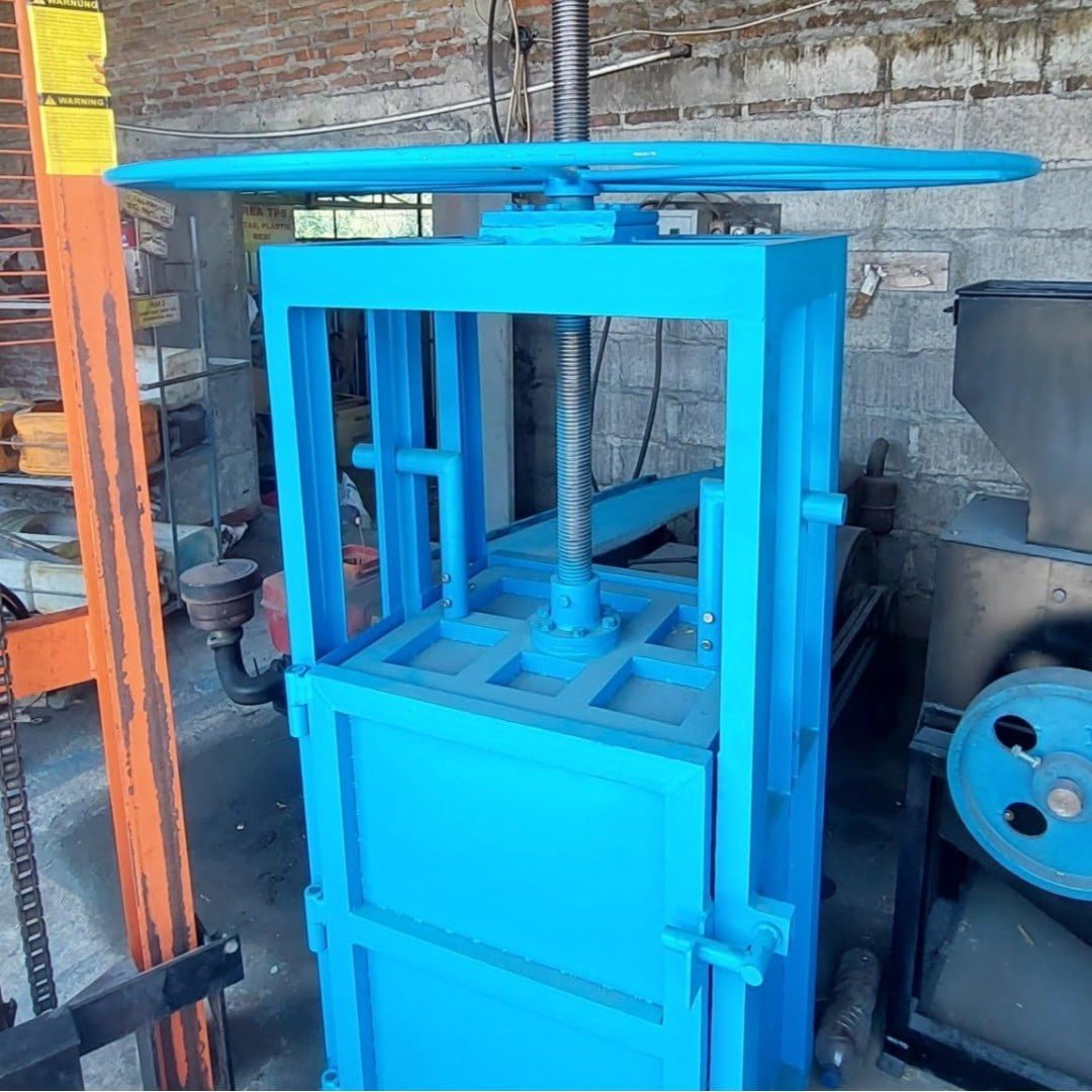 Mesin Press Hidrolik Kardus | Bengkel Madanitec
