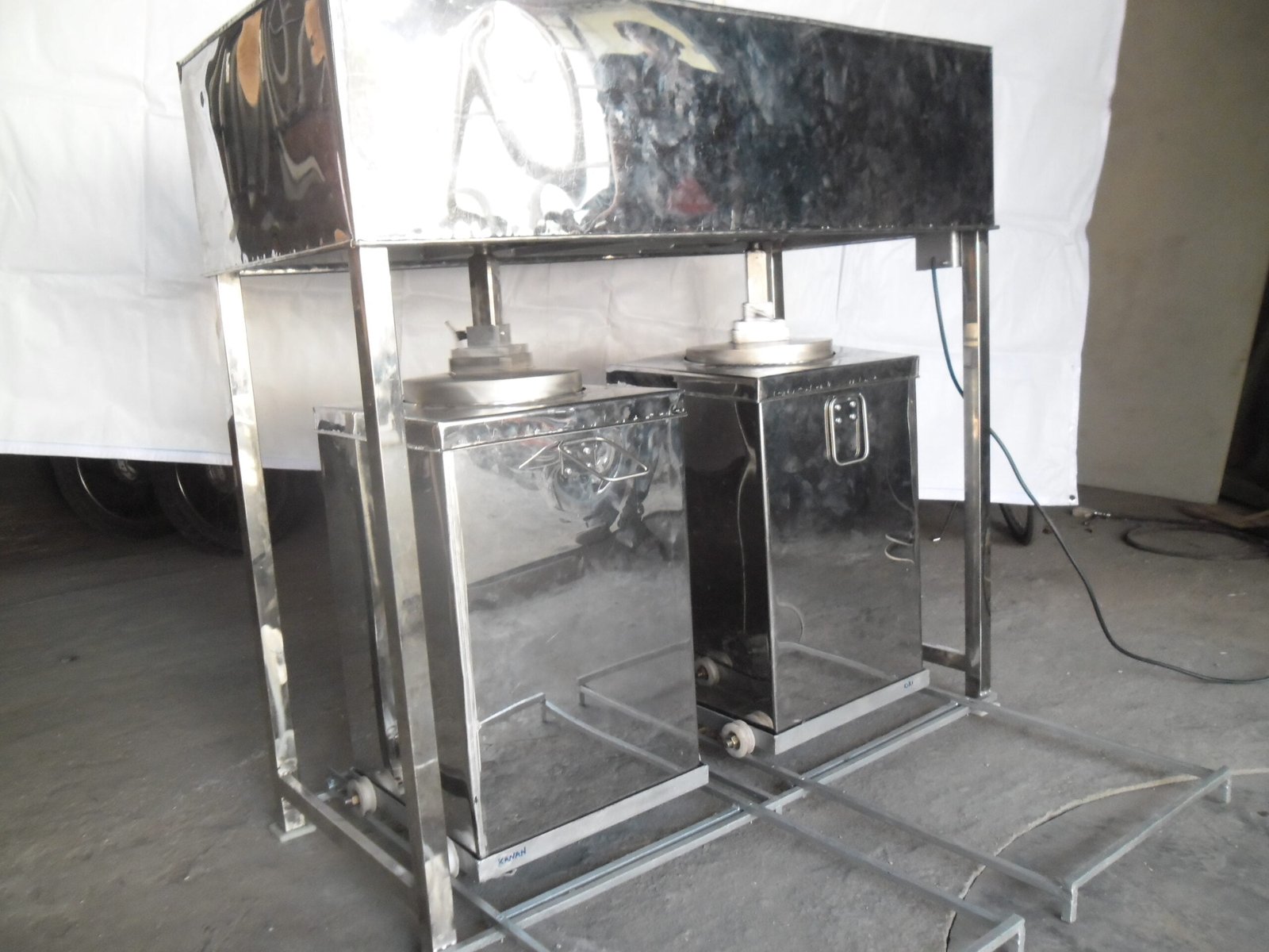 Mesin Es Puter 2 Tabung | Bengkel Madanitec